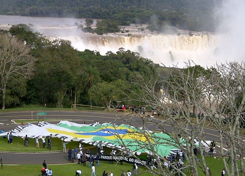 Manifesto em defesa das Unidades de Conservação | SOS Mata Atlântica